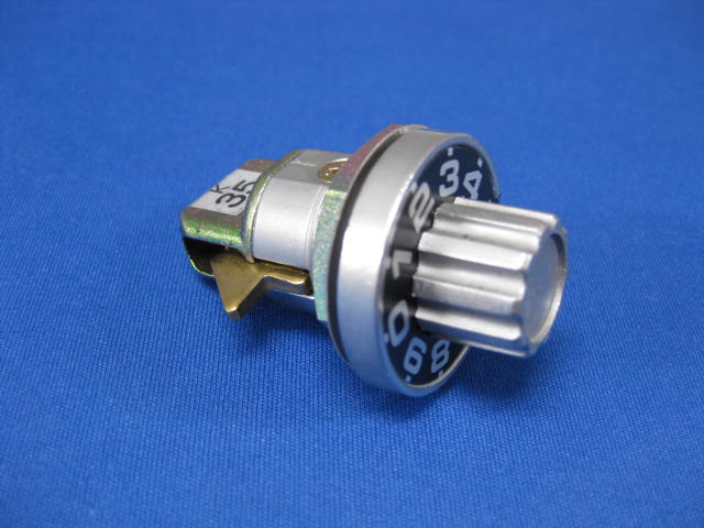 【楽天市場】キョーワナスタ ダイヤル錠SPK-4ヨコ型タテ開き扉用☆☆キョーワナスタ KYOWANASTA☆ダイヤル錠 SPK☆キョーワナスタ KYOWANASTA☆☆ 玄関 ドア 扉 修理 ...