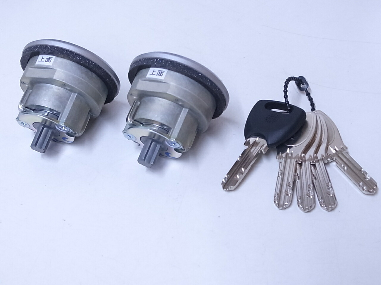 【楽天市場】ミワ丸型 2ヶ同一シリンダー シルバー色（直径54ミリ） MCY-0513(MCY-513 MCY513)☆☆MIWA ミワ 美和 ...