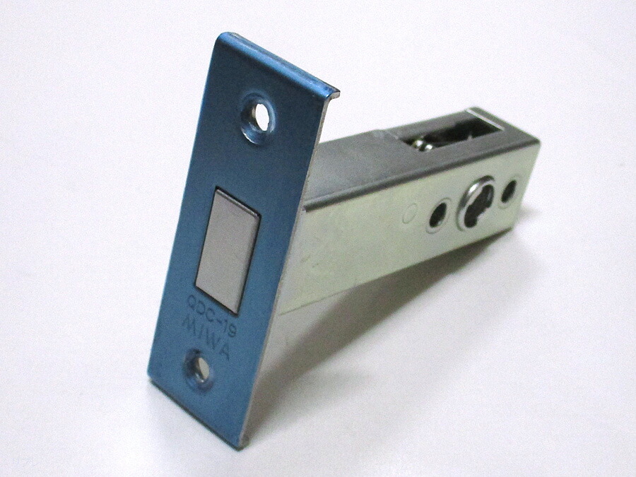 【楽天市場】ミワ QDC-19ラッチ部のみフロントプレート70ミリ×25ミリバックセット64ミリ☆☆MIWA ミワ 美和☆QDC-19☆MIWA ミワ 美和☆☆：リプレ カギとドア廻り金物専門店
