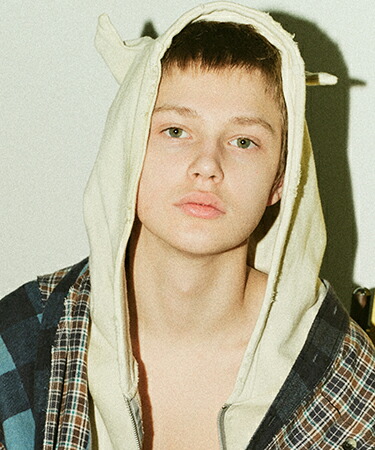 【楽天市場】【DISCOVERED(ディスカバード)】【予約販売9月上旬～中旬入荷】DEVIL EAR DAMAGE HOODIE パーカー ...