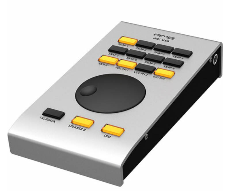 【楽天市場】RME RM19-II Rackmount Adapter for Half-Rack RME Units：RISO-SYA