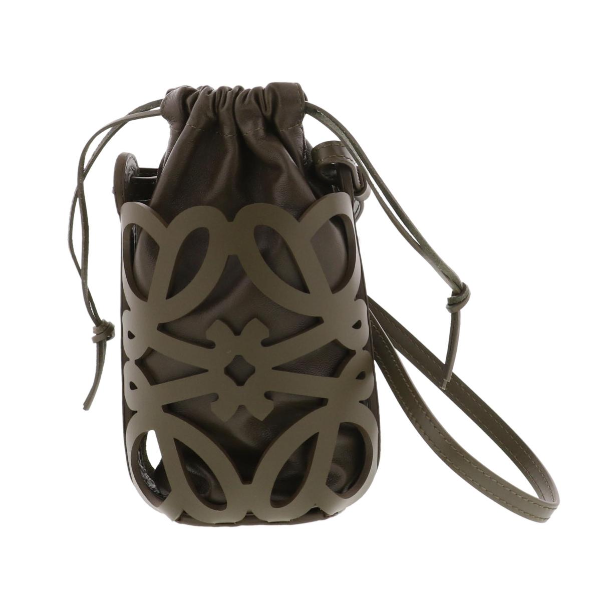 【楽天市場】【美品】 LOEWE （ロエベ） ｱﾅｸﾞﾗﾑ ｶｯﾄｱｳﾄ ﾎﾟｹｯﾄ バッグ ショルダー/メッセンジャーバッグ Khaki ...