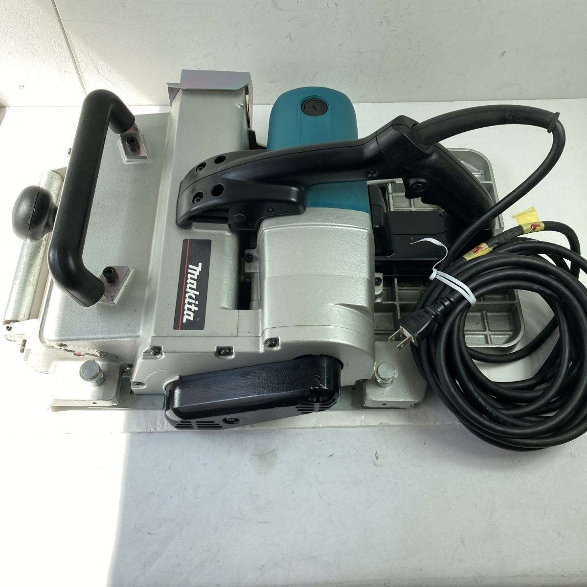 【楽天市場】＊＊【中古】MAKITA マキタ 電動カンナ MAKITA KP312 コード式 312mm 1尺 100v KP312 ブルー ...