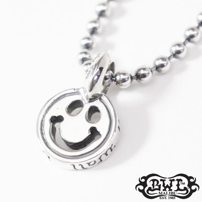 【楽天市場】ビルウォールレザー ネックレス 正規販売店 bwl BWL シルバー925 ペンダント ミディアムハッピーフェイス チャーム ペンダント 【 ニコちゃん スマイル メンズ ...