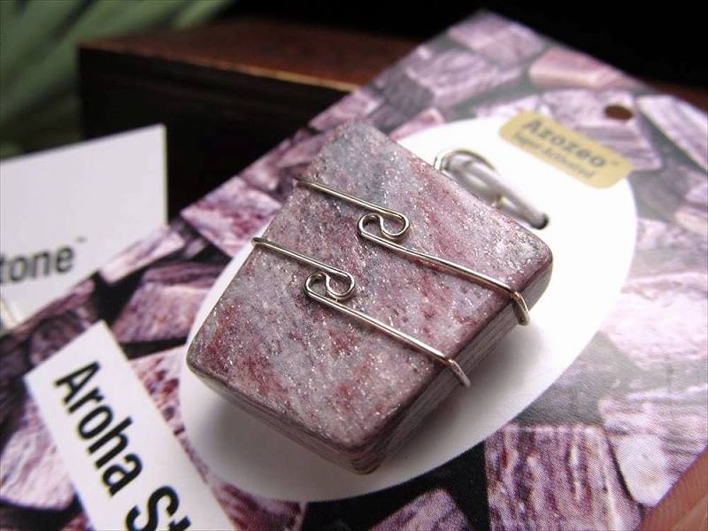 【楽天市場】正規品【H&E アロハストーン(ヴァイタライト) アゾゼオ ワイヤーラップ ペンダントトップ】1個売り ヘブン&アース社 ...