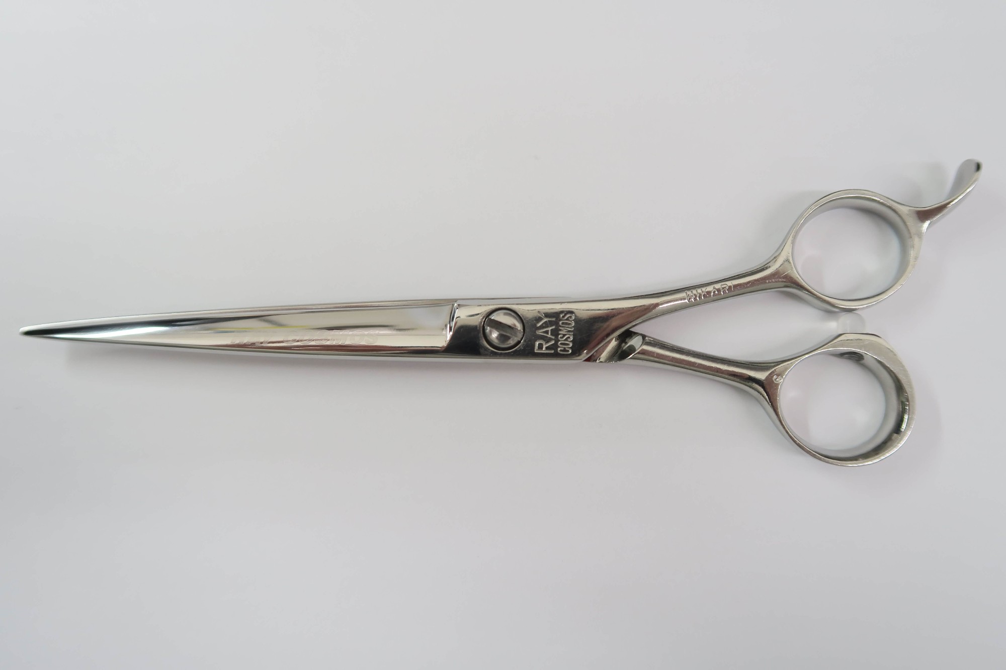 【楽天市場】Cランク【光シザー HIKARI ヒカリ】 RAY COSMOS 131 シザー 美容師・理容師 6.5インチ 右利き 【中古 ...