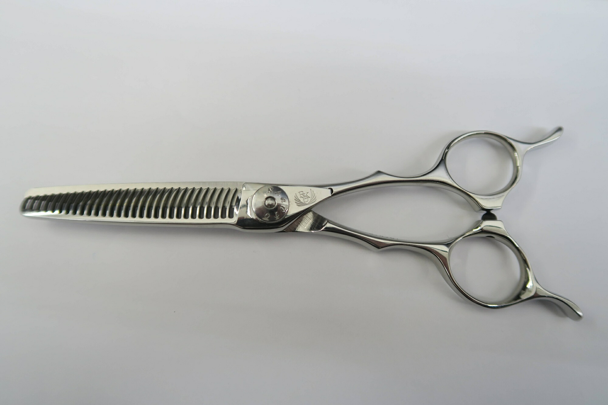 【楽天市場】Bランク【ナルトシザー naruto scissors】 二梳きエアロラインS29 セニング 美容師・理容師 5.6インチ 右利き ...