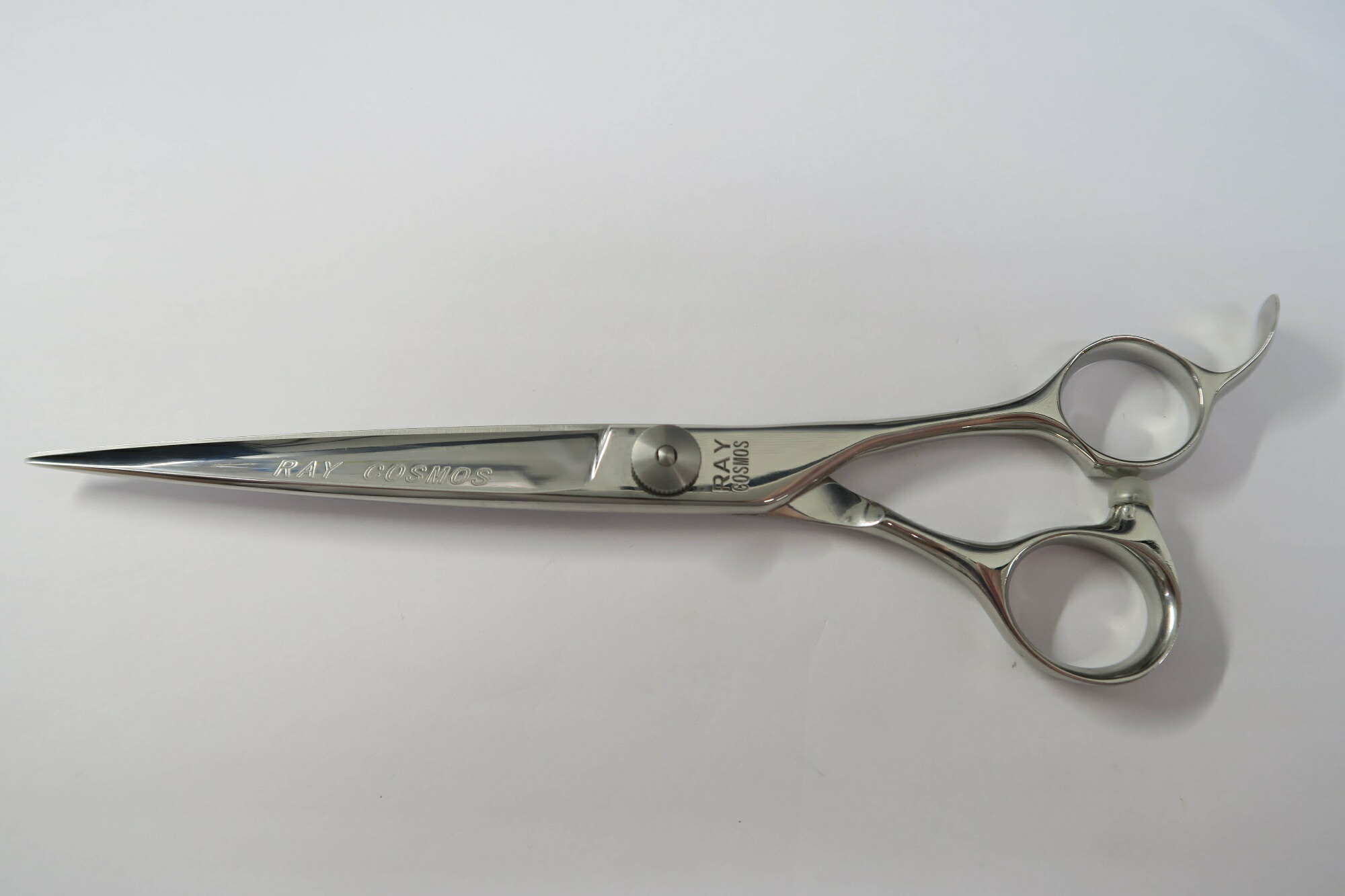 【楽天市場】Bランク【光シザー ヒカリ HIKARI】 RAY COSMOS 133 シザー 美容師・理容師 6.9インチ 右利き 【中古 ...