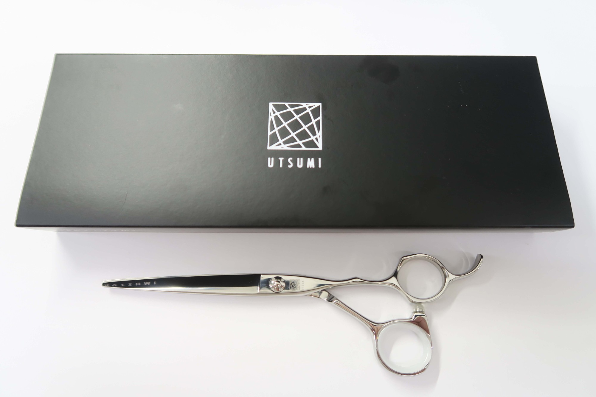 【楽天市場】Sランク【UTSUMI ウツミ 内海】 OL625 シザー 美容師・理容師 6.25インチ 右利き 【中古】:G-1353：中古シザー買取販売専門店Kittemi