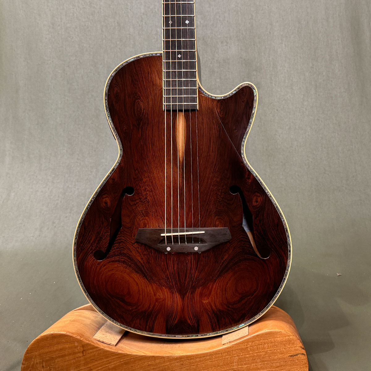 【楽天市場】【新品】K.ヤイリ KYF-CTM K.Yairi KYF-3 CTM 選定材ハカランダトップ：下倉楽器 楽天市場店