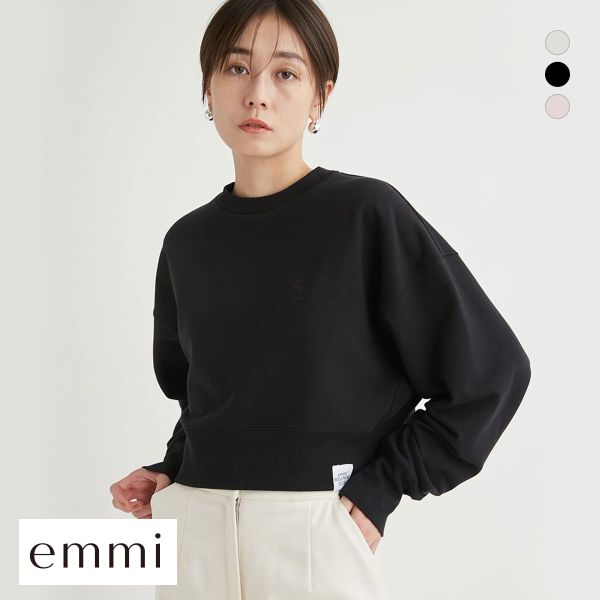 【楽天市場】35％OFF エミ オーガニックコットンewcロゴショートスウェット emmi レディース 全3色 ：SHIROHATO（白鳩）