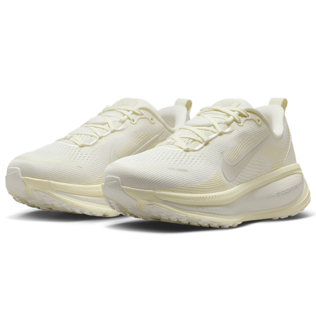 【楽天市場】ナイキ ボメロ 18 NIKE W Vomero 18 セイル/ココナッツミルク/ホワイト/サミットホワイト HM6804-110 ...