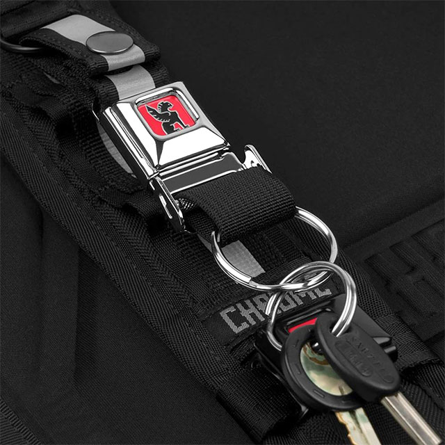 【楽天市場】クローム CHROME ミニバックル キーチェーン MINI BUCKLE KEYCHAIN [AC103NONENANA] キーホルダー SILVER 【メール便可 ...