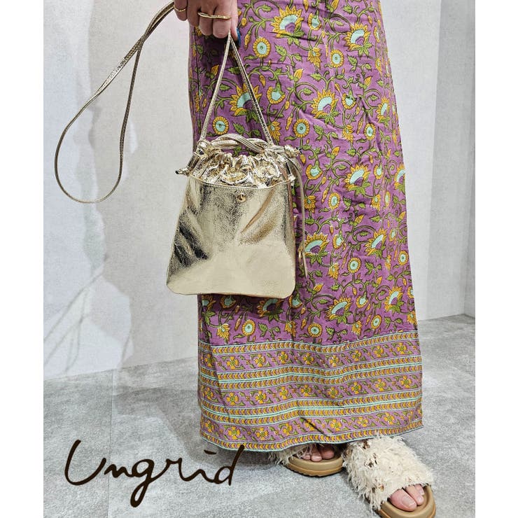 【楽天市場】STYLE CODE 【Ungrid/アングリッド】メタリック ミニショルダーバッグ パスポート入れ、スマホケース バッグ・鞄：SHOPLIST