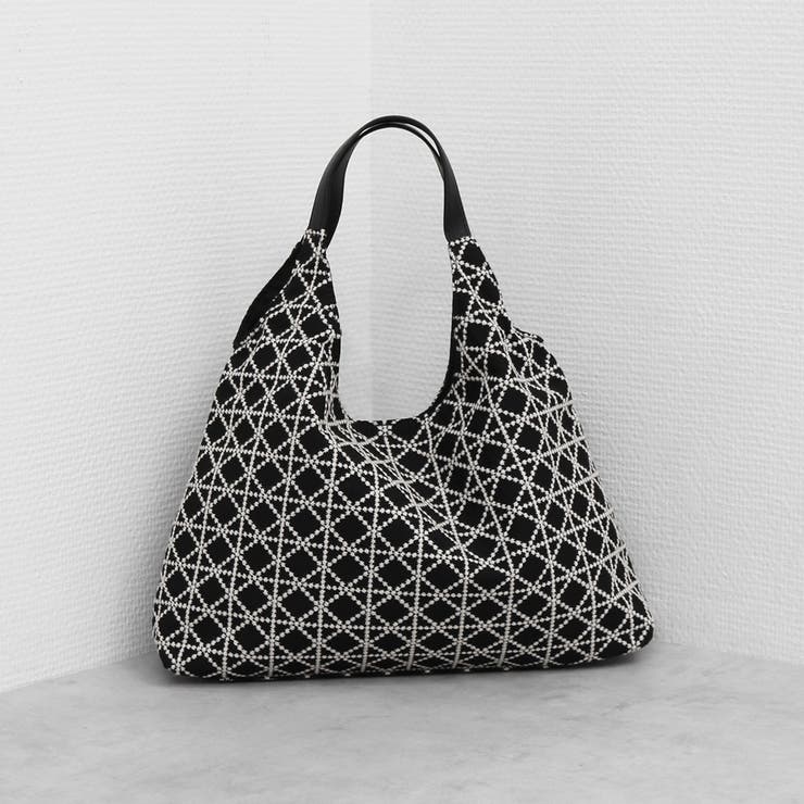 【楽天市場】【マラソン期間中 5%OFFクーポン】UNBILLION カシュカシュ cachecache / WEB限定刺繍2本手トートバッグ バッグ・鞄：SHOPLIST