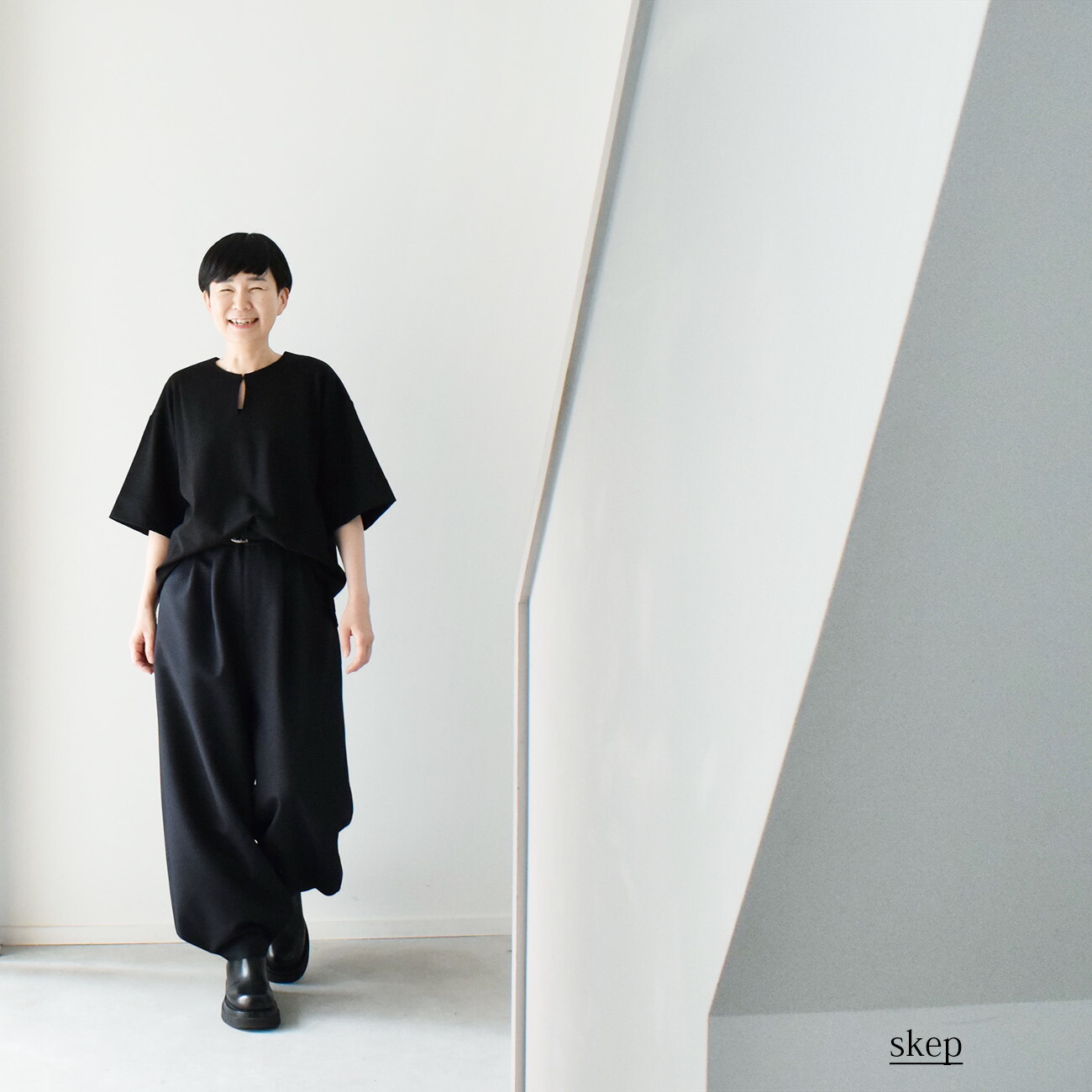 【楽天市場】【送料無料】 五分袖カットソー ユニセックス ポンチ素材 カットソー 黒 ブラック カットソー黒 大きめサイズ 五分袖 大人 ...