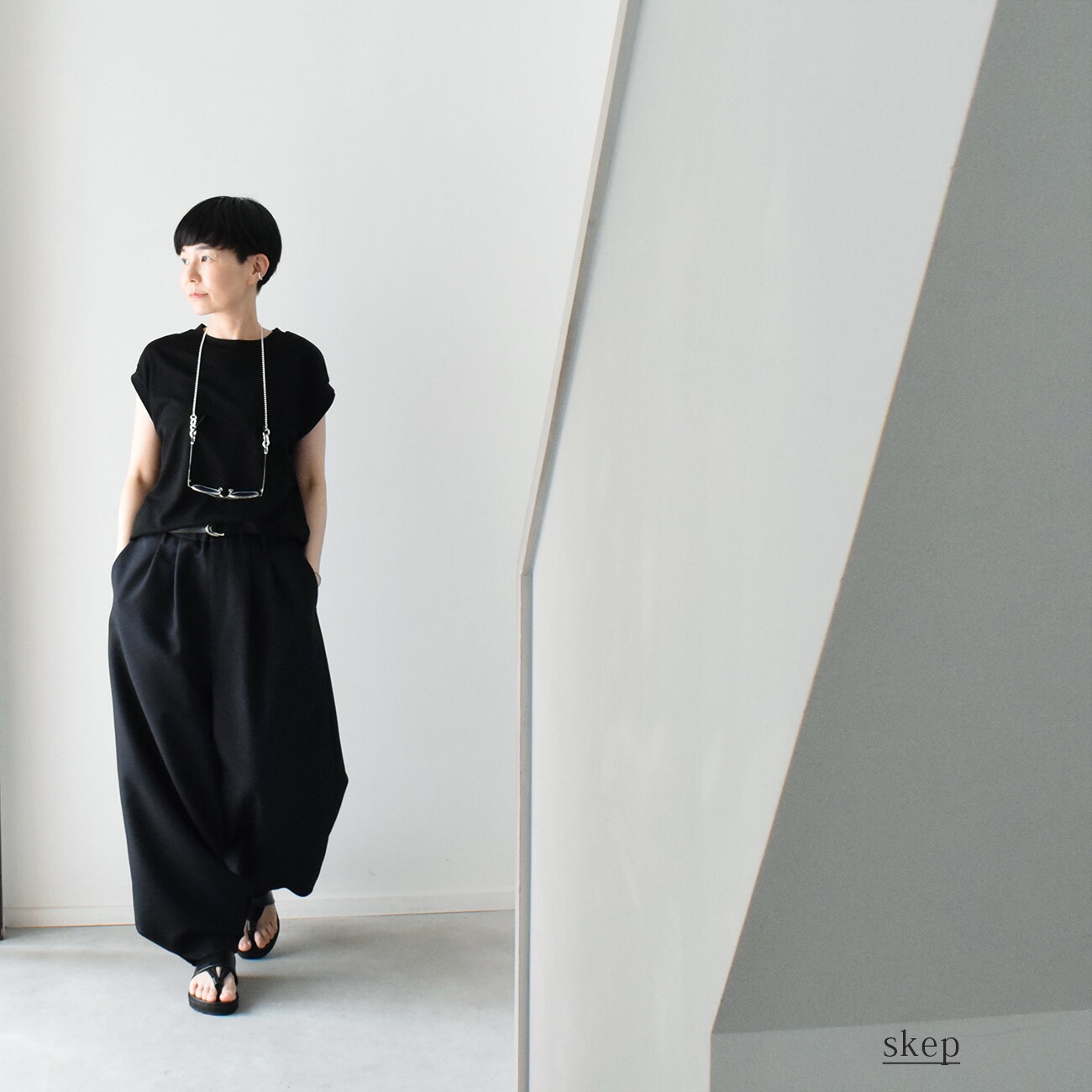 【楽天市場】【送料無料】 カットソー きれいめ フレンチスリーブ レディースカットソー カットソー黒 ブラック ポンチ素材カットソー 大人 ...