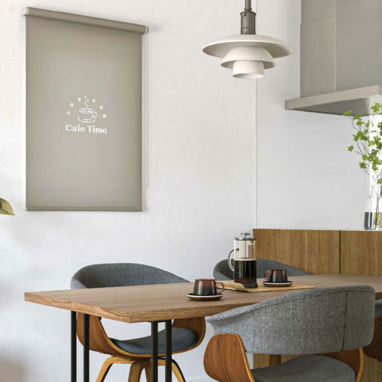 【楽天市場】【追加オプション】 レーザーカット TOSO ロールスクリーン TYPE422 ポイント柄 Cafe Time マイテックシーズ 切り抜いた穴から光が差し込む デザインカット ...