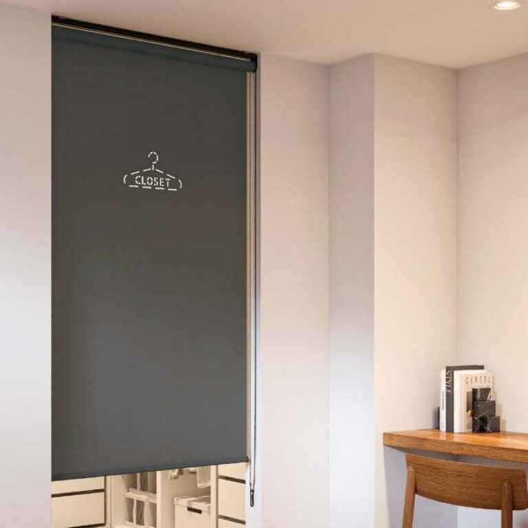 【楽天市場】【追加オプション】 レーザーカット TOSO ロールスクリーン TYPE424 ポイント柄 CLOSET マイテックシーズ 切り抜いた穴から光が差し込む デザインカット リビング ...