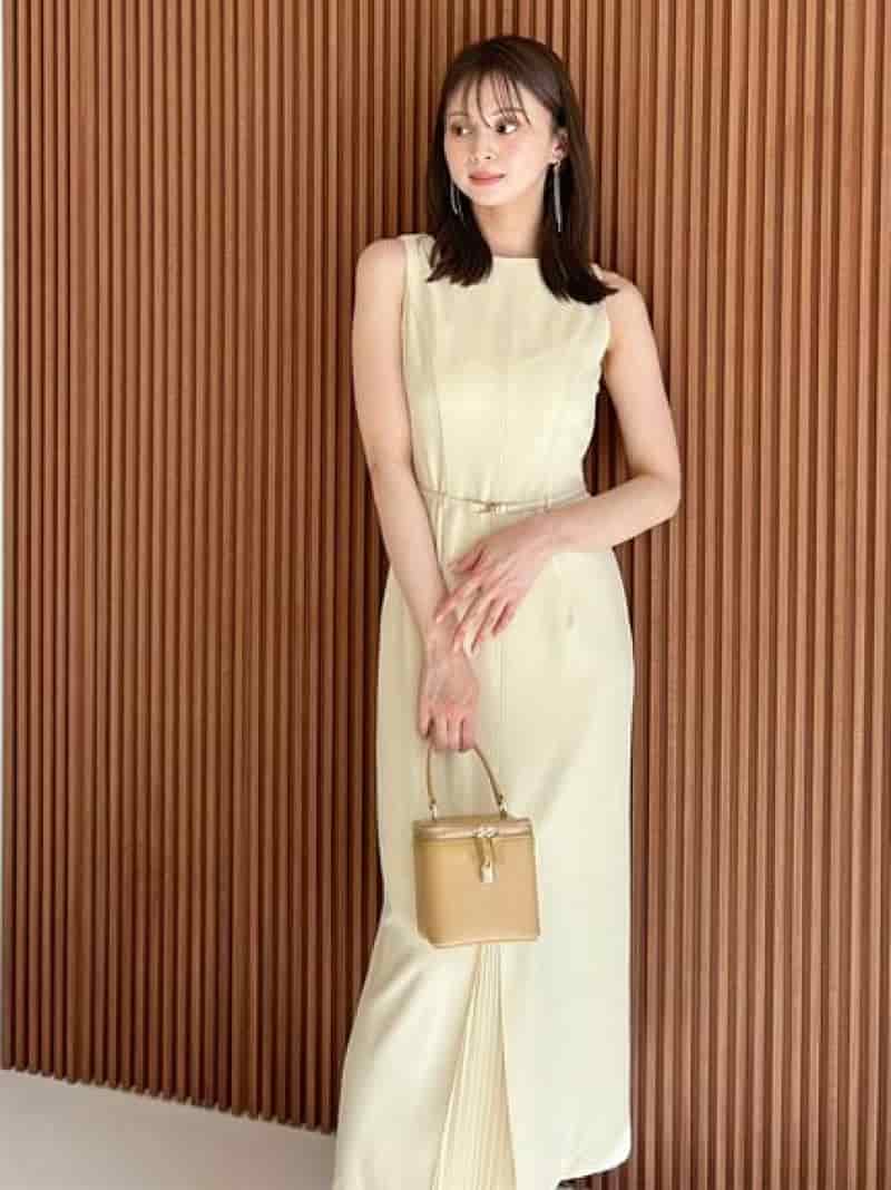 【楽天市場】SustainableベルティッドIラインワンピース SNIDEL スナイデル ワンピース・ドレス ワンピース イエロー【送料無料】[Rakuten Fashion]：SNIDEL ...