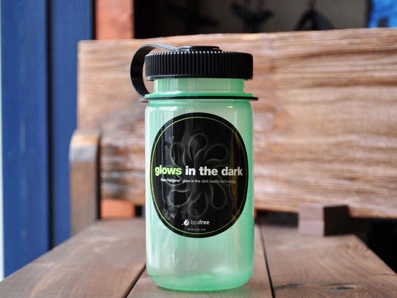 【楽天市場】ナルゲン - 広口 380ml グローボトル グリーングロー [nalgene Mini-Grip Loop Top Wide ...