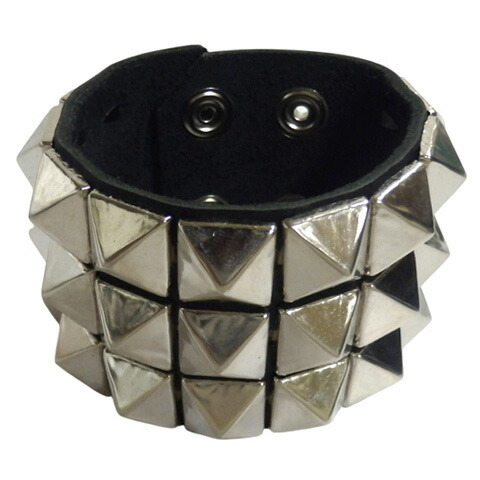 【楽天市場】リストバンド[ 3連ピラミッド ]06AC0125：ROCK SHOP SOS-足利M.W CREAM SODA