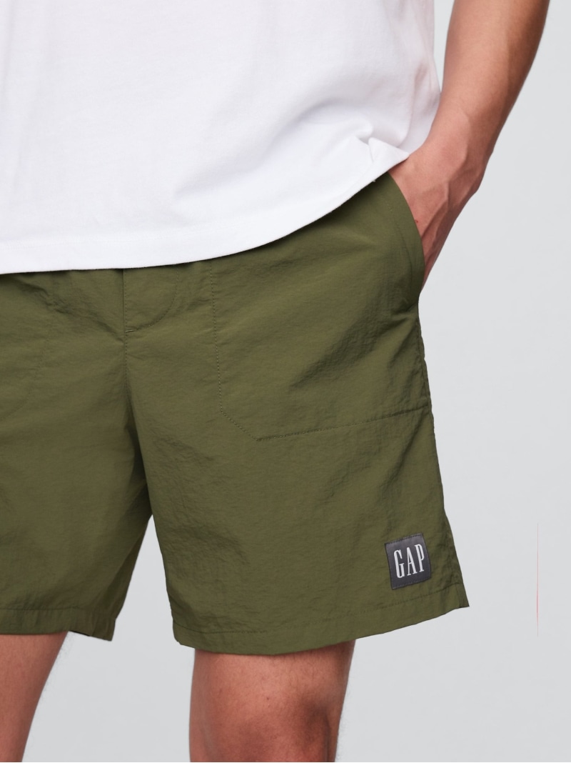 【楽天市場】【SALE／78%OFF】GAP (M)リサイクル素材100% プルオン ナイロンショートパンツ ギャップ パンツ その他のパンツ グリーン パープル ブラック ホワイト ネイビー ...