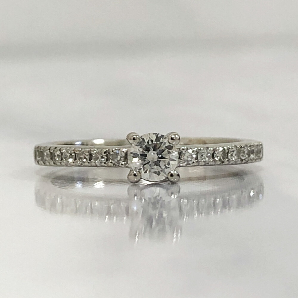 【楽天市場】【中古】Pt900 ダイヤ デザイン リング ダイヤ0.176ct 0.12ct 7号 2.4g レディース：すぎ質店 楽天市場店