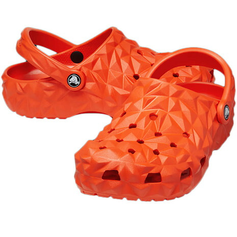 【楽天市場】クロックス（crocs）（メンズ、レディース）サンダル クラシック ジオメトリック クロッグ 209563-84J ...
