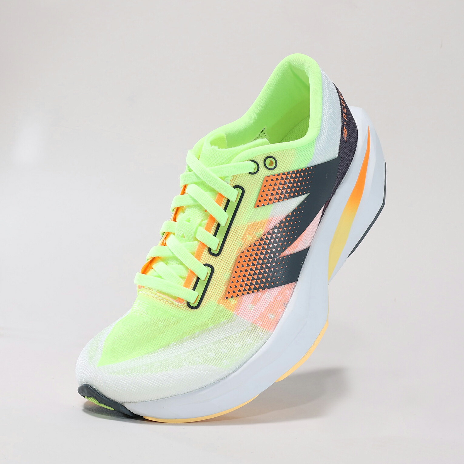 【楽天市場】【ポイント10倍！要エントリー★12/11 1:59まで】ニューバランス（new balance）（レディース）ランニングシューズ ...