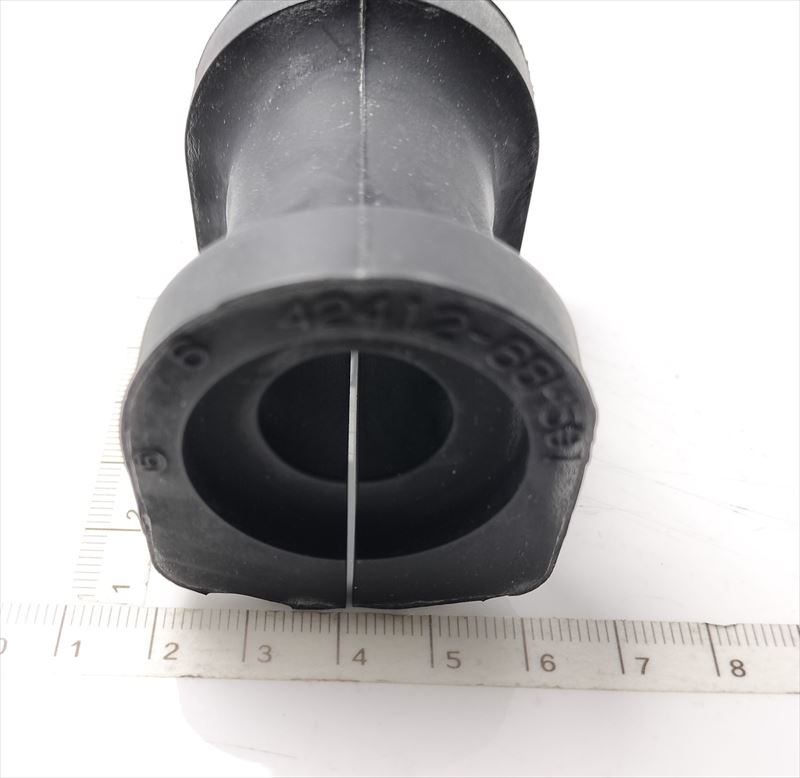 【楽天市場】『2番のみ』 キャリイ特装用 フロントスタビライザマウントのブッシングのみ 42412-68H51 FIG423A スズキ純正部品 ...