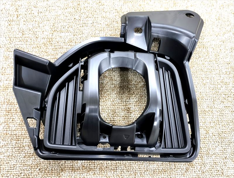 【楽天市場】ハイエース用 フォグランプ ブラケットのみ 81482-V3010 QDF-GDH206V トヨタ純正部品：株式会社 スズキモータース