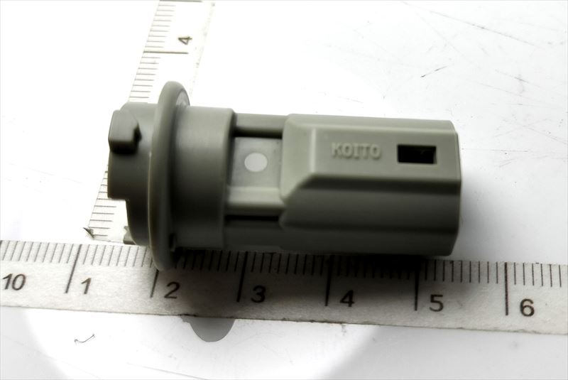 【楽天市場】ライセンスプレートランプソケット＆ワイヤのみ 90075-99011 プリウス用 トヨタ純正部品 m124m：株式会社 スズキモータース