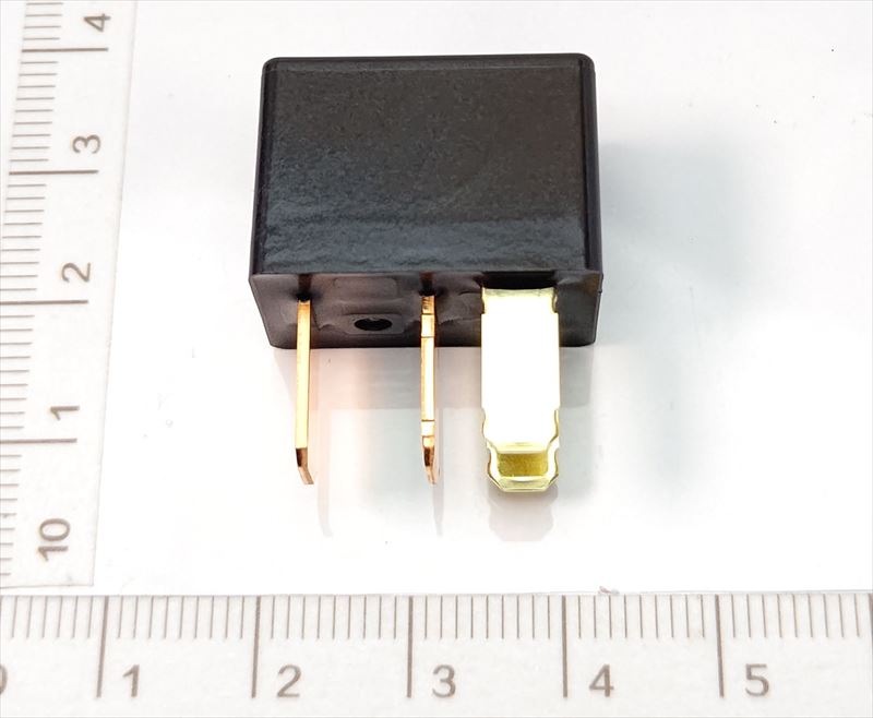 【楽天市場】三菱用 パワーリレーのみ 8627A030 三菱純正部品：株式会社 スズキモータース