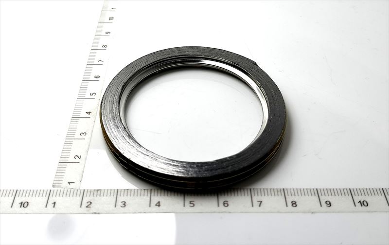 【楽天市場】RAV4用 『リア』マフラーガスケットのみ 17451-25040 6BA-MXAA54 トヨタ純正部品：株式会社 スズキモータース