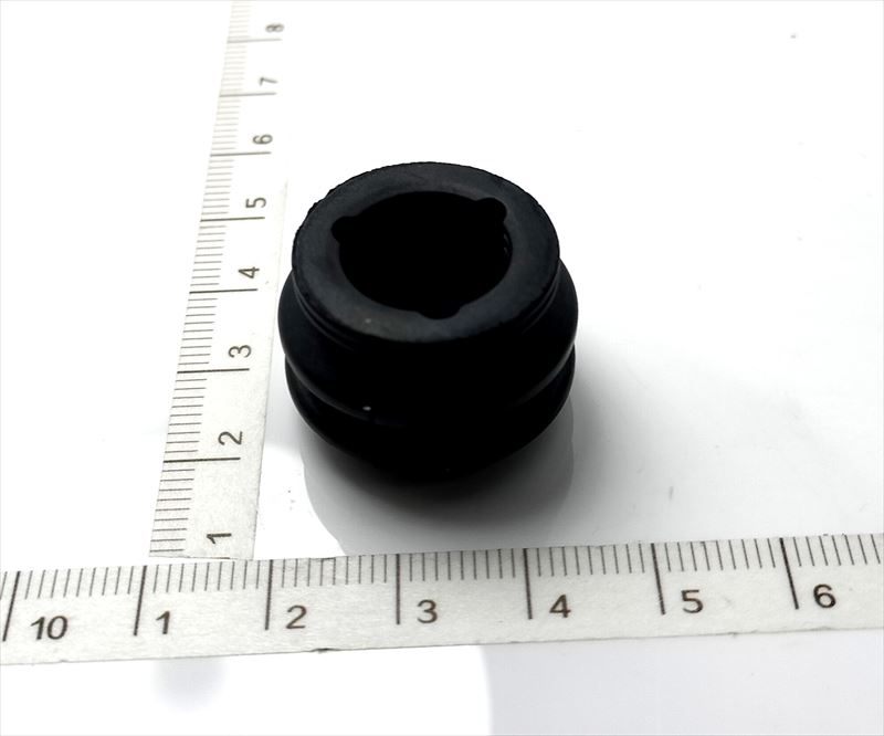 【楽天市場】『10番のみ』 ジムニー用 ブーツ ブッシュダスト 55201-86040 FIG551a スズキ純正部品 kwd58kwd ...