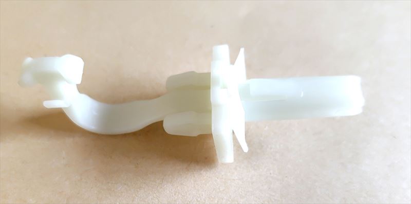 【楽天市場】フロントピラーガーニッシュクリップのみ 62217-78010 プリウス用 トヨタ純正部品 m89m：株式会社 スズキモータース