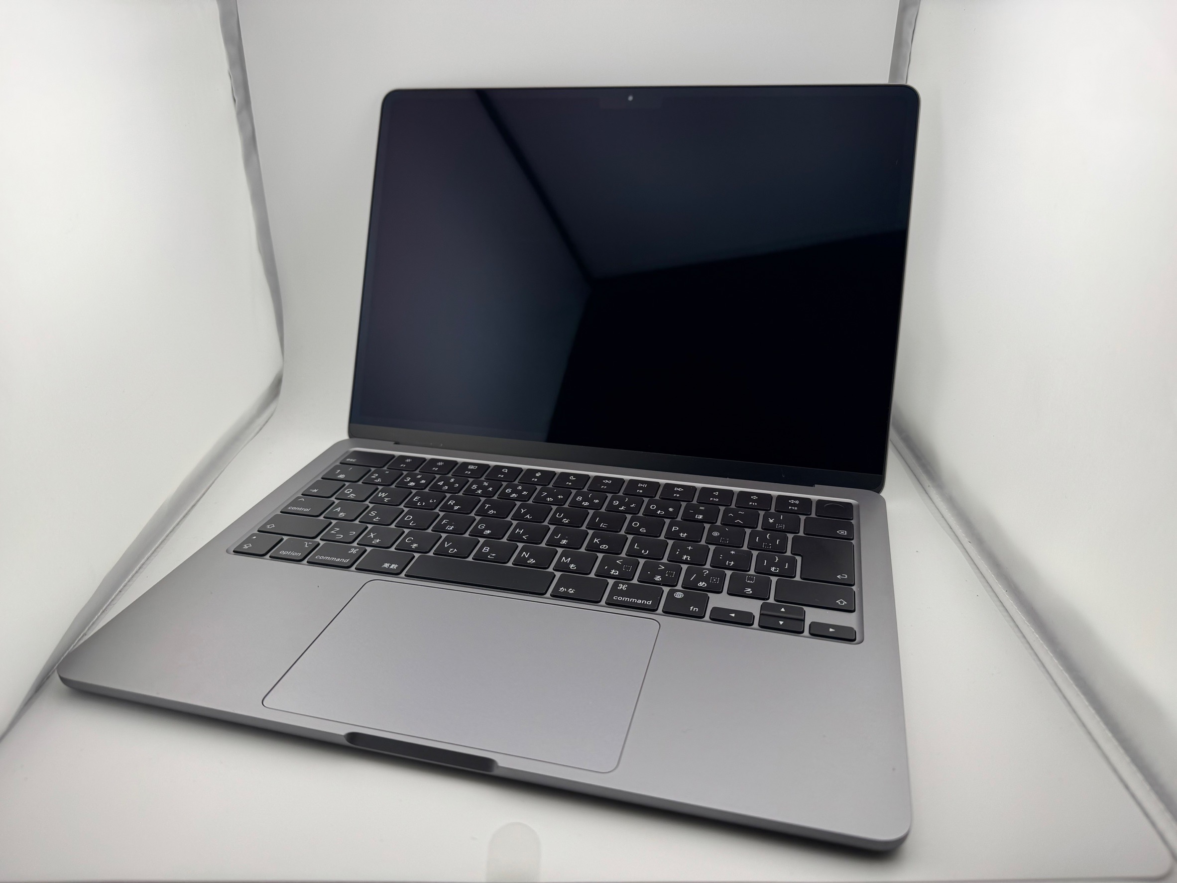 【楽天市場】MacBook Air 13.6インチ M2チップ 8GB 256GB スペースグレイ 日本語キーボード Apple A2681 ...