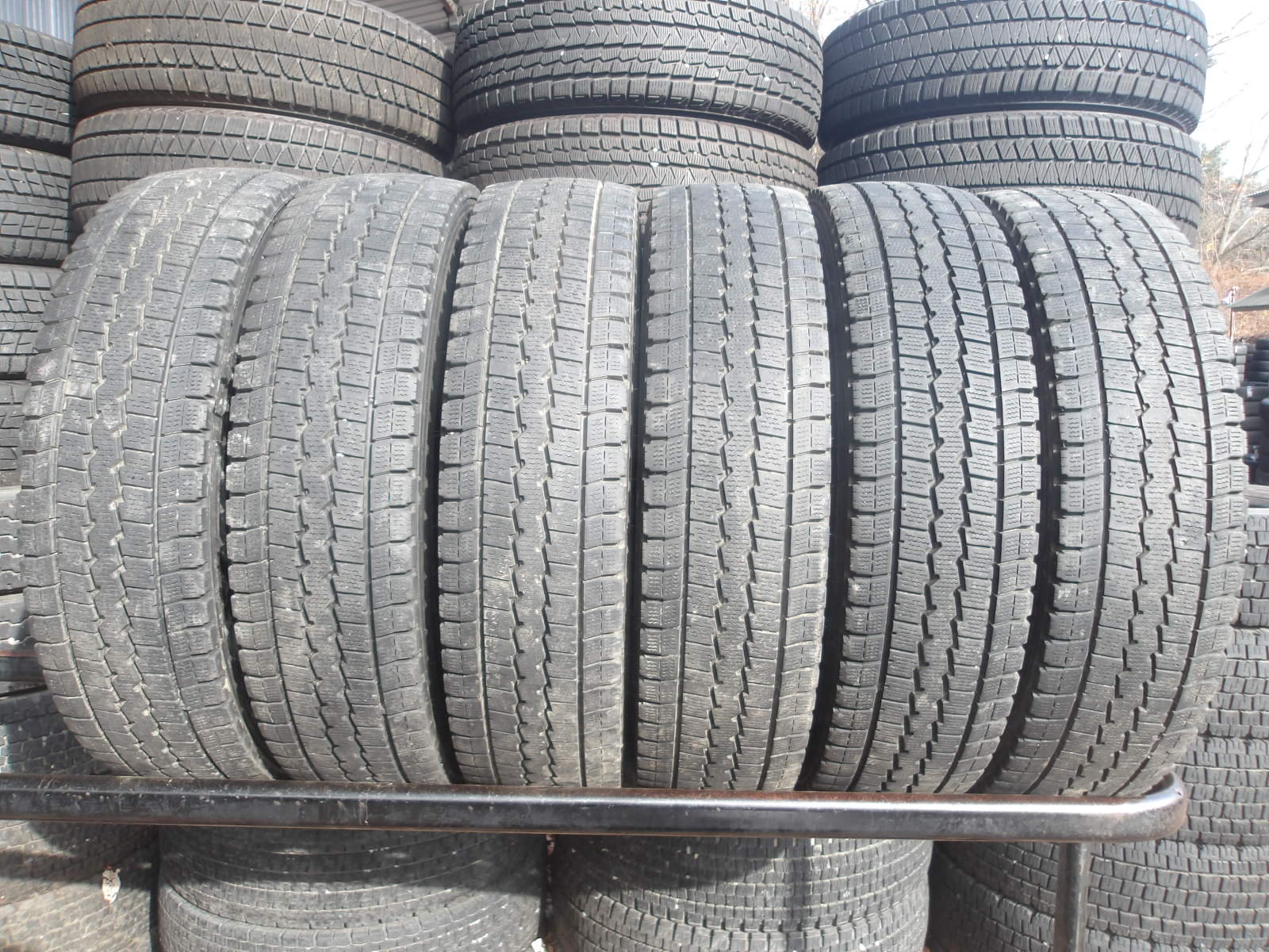 【楽天市場】Q133-5 【中古】{送料無料} 205/80R17.5 冬6本 スタッドレス LT 120/118L 205/80-17.5 ...
