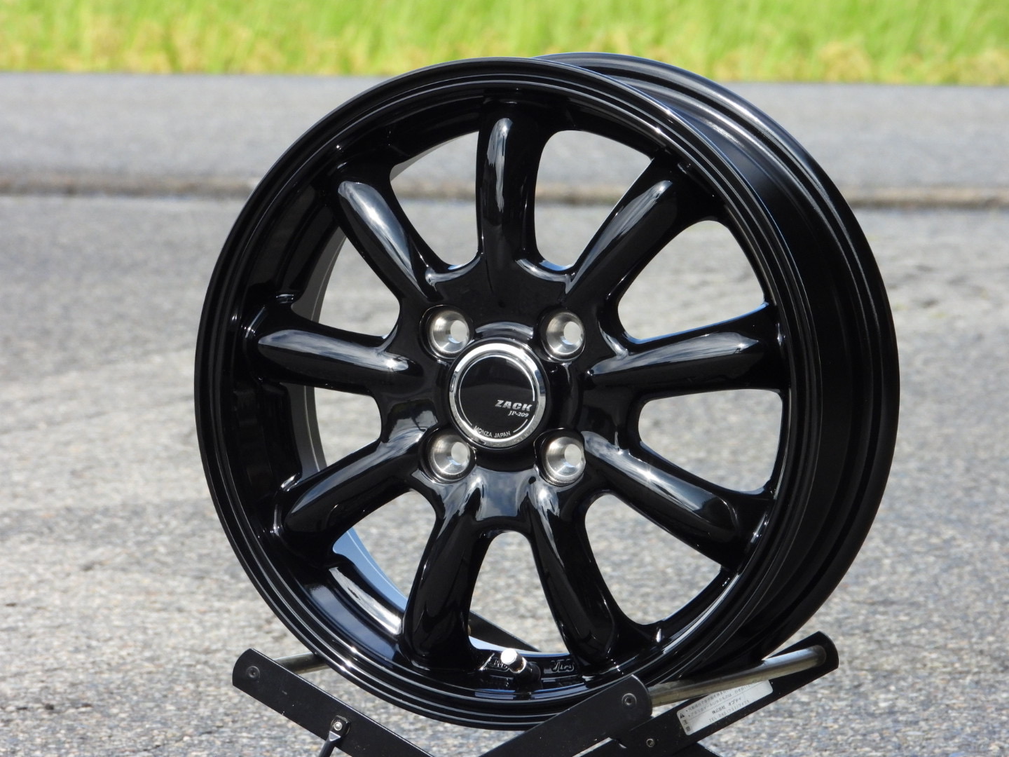 【楽天市場】【アルミホイール単品4本価格】【14インチ】【ZACK JP-209（ザック JP209）】【14X4.5J 4穴 PCD：100】【軽自動車全般】表示は4本価格（ばら売りはご相談 ...