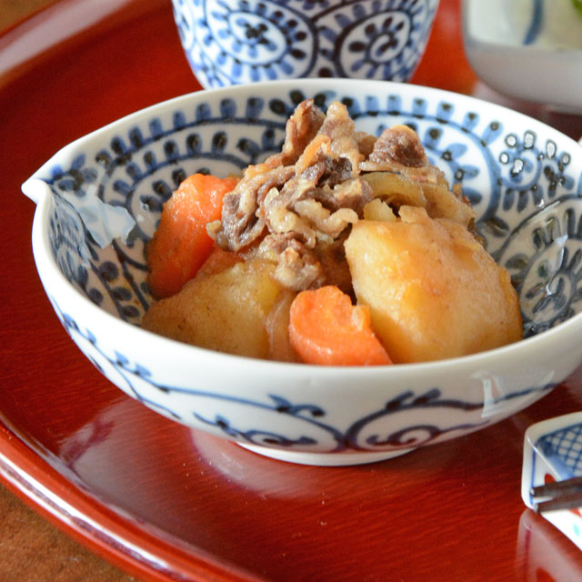 【楽天市場】【砥部焼 陽貴窯】たこからくさの片口鉢：砥部焼の和食器 【砥部工房 唐草】