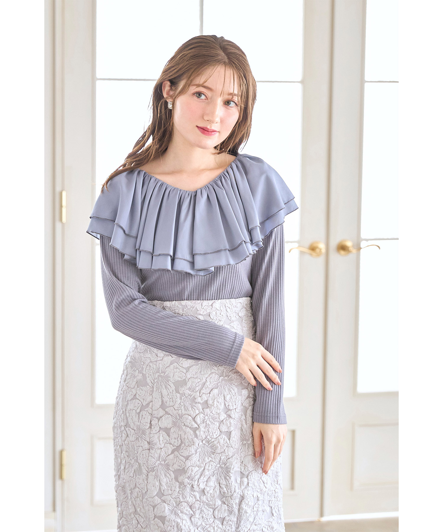 【楽天市場】フリルケープカラー切り替えリブカットソープルオーバー【madish マディッシュ】tocco closet(トッコクローゼット ...