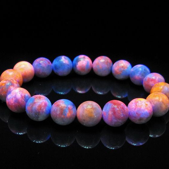 【楽天市場】ハックマナイト ブレスレット 12mm ハックマン石 ブレス カラーチェンジ Hackmanite Bracelet テネブレッ ...