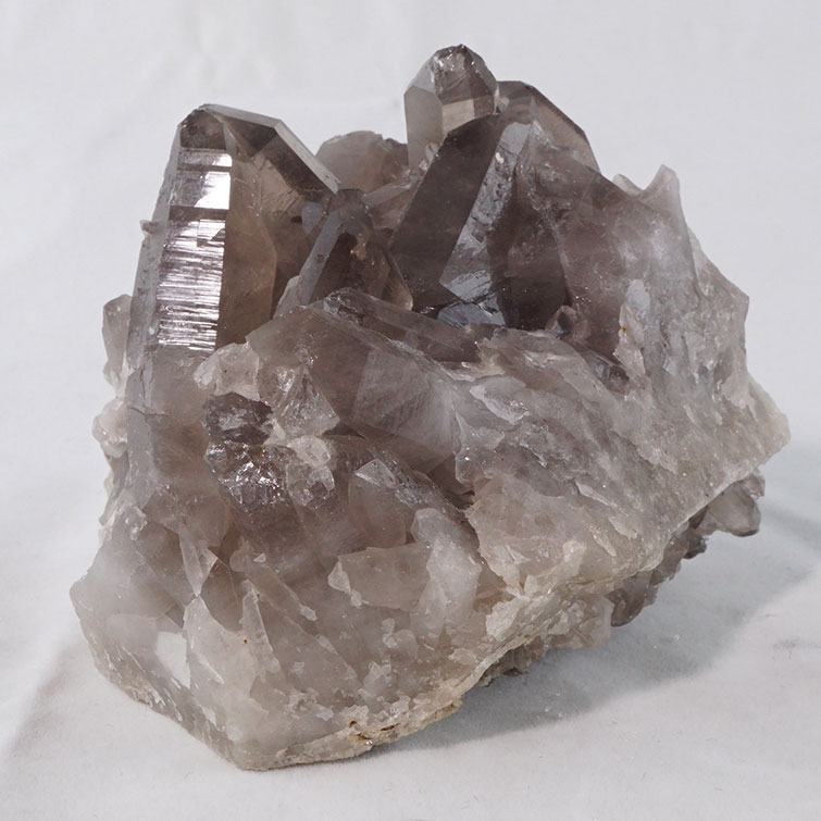 【楽天市場】スモーキークォーツ クラスター ブラジル産 モリオン 黒水晶 原石 一点物 送料無料 282-360：天然石・パワーストーンの東昇