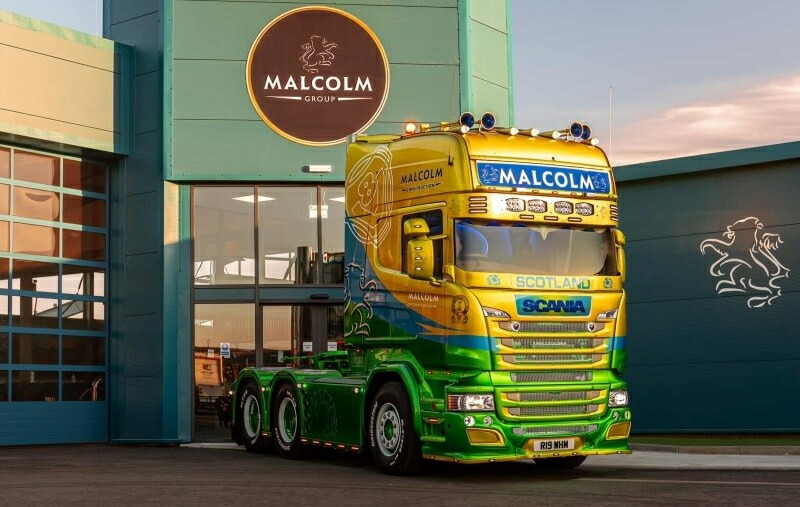 【楽天市場】【予約】2024年発売予定Malcolm Scania R Streamline Topline 6x2 トラック トラクタ ...
