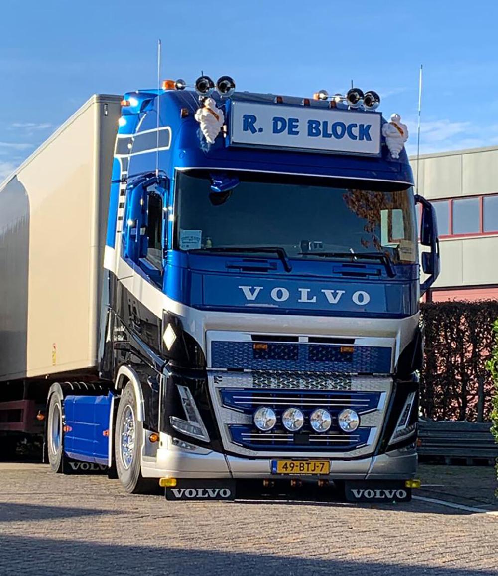 【楽天市場】【予約】2024年発売予定ROLAND DE BLOCK; VOLVO FH5 GLOBETROTTER XL 4X2 トラック ...