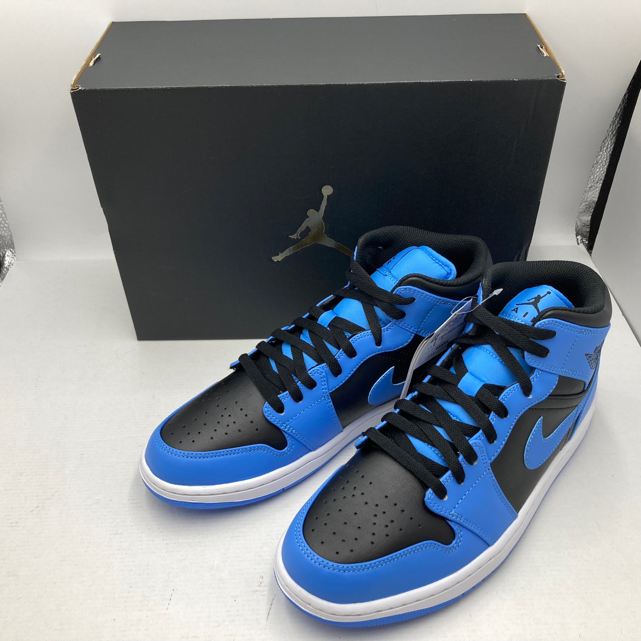 【楽天市場】【中古】NIKE Air Jordan 1 Mid "University Blue" DQ8426-401 ナイキ エア ...