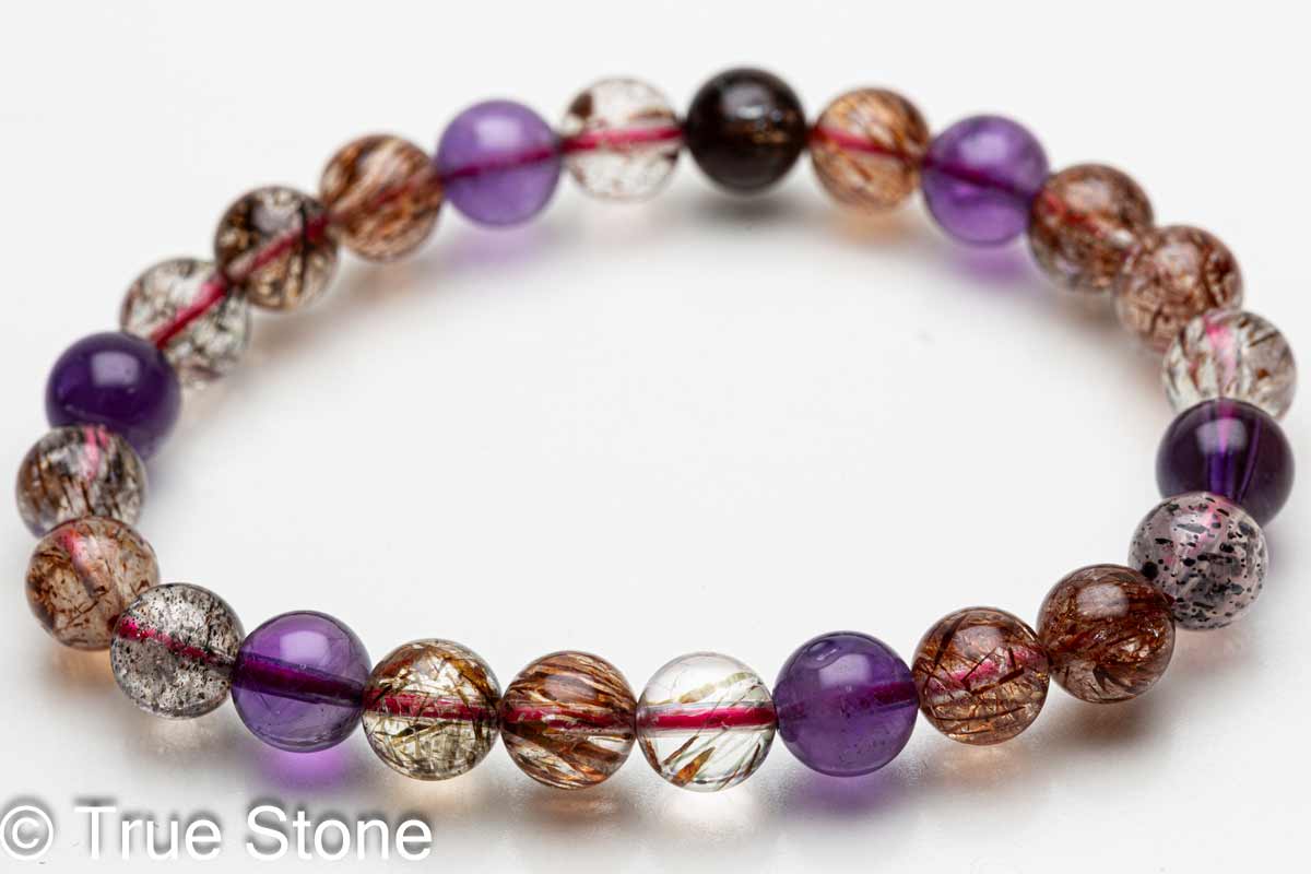 【楽天市場】スーパーセブン ブレスレット 7.4mm-7.9mm マルチカラー メロディーストーン セイクリッドセブン レピドクロサイト ゲーサイト：True Stone
