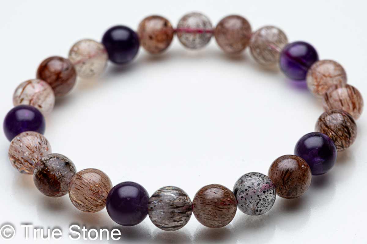 【楽天市場】スーパーセブン ブレスレット 8.5mm-8.9mm マルチカラー メロディーストーン セイクリッドセブン レピドクロサイト ゲーサイト アメジスト：True Stone