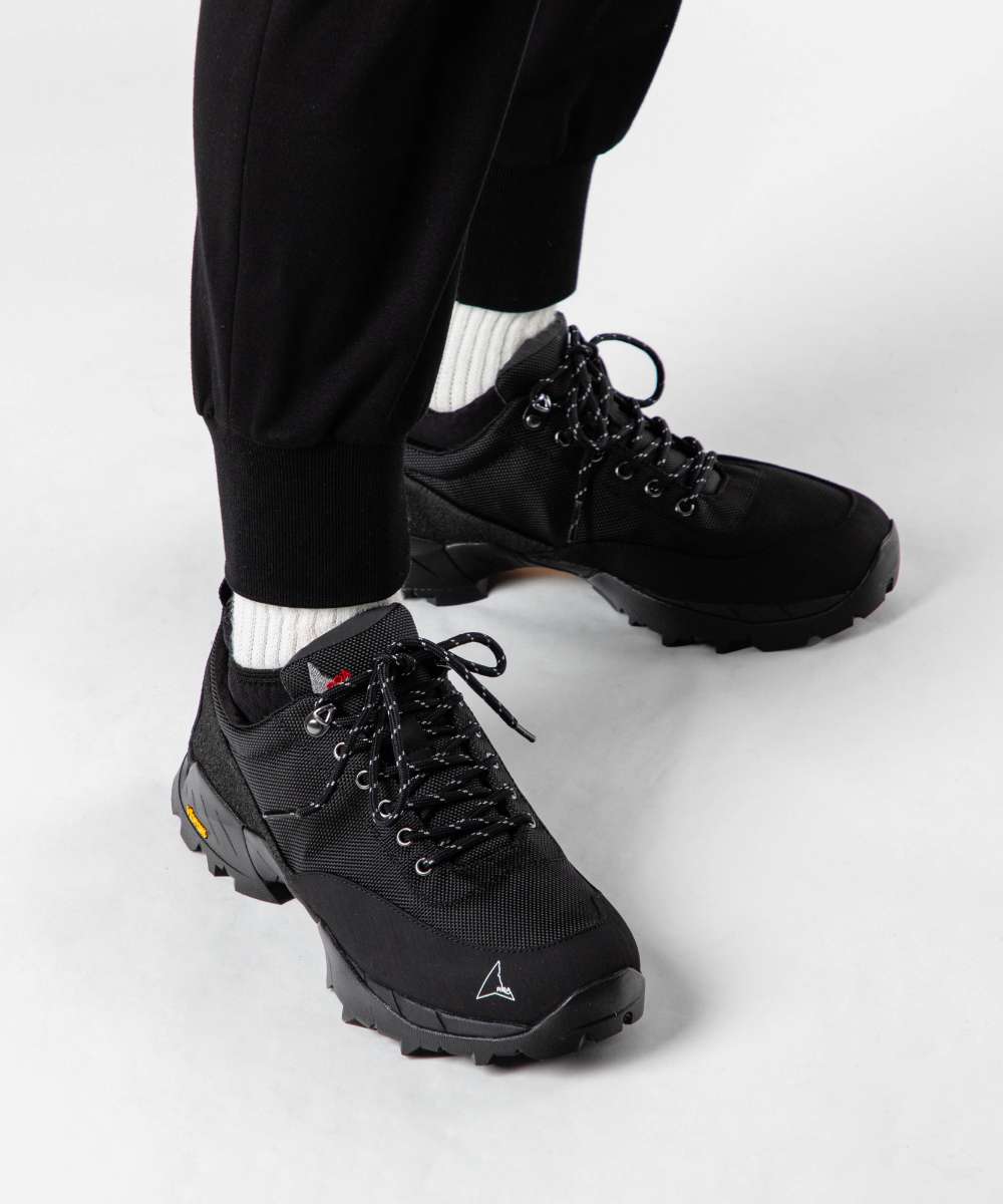 【楽天市場】ロア ROA NFA10-001 スニーカー Neal メンズ シューズ ニール テクニカルシューズ カジュアル 靴 ロゴ ローカット Vibram ビブラムソール アウトドア ...